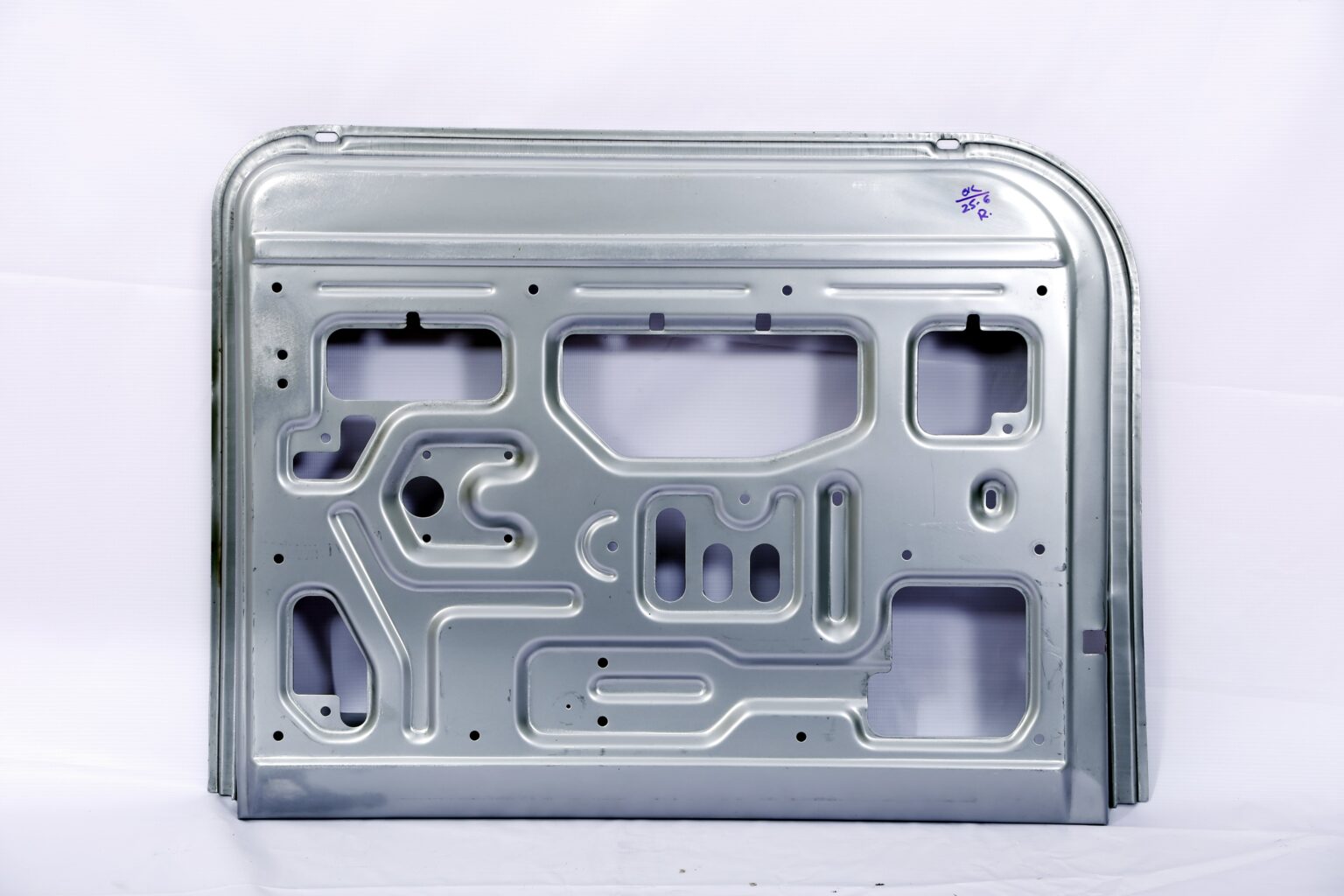 Body In White Manufacturer | Autocomp Corporation Panse Pvt. Ltd.